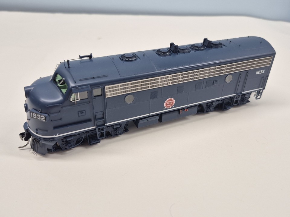 HO Athearn Genesis EMD F7 A/A, MP/T&P #1859/#1932 With DCC | eBay