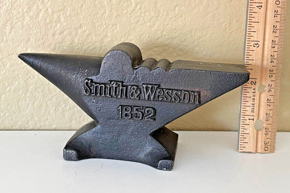 Smith & Wesson Small Cast Iron Anvil Gunsmith, Paperweight, Jeweler ...