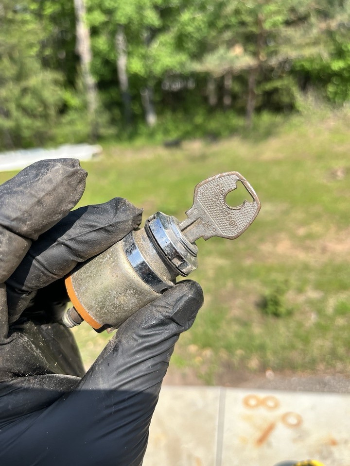 TM1 Harley Chopper Ignition Switch Key Harley Shovelhead Panhead ...