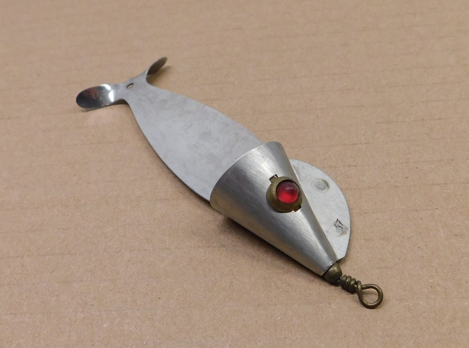 Vintage Fishing Lure Raymac Of Minneapolis Revolving Minnow & Red Eye ...