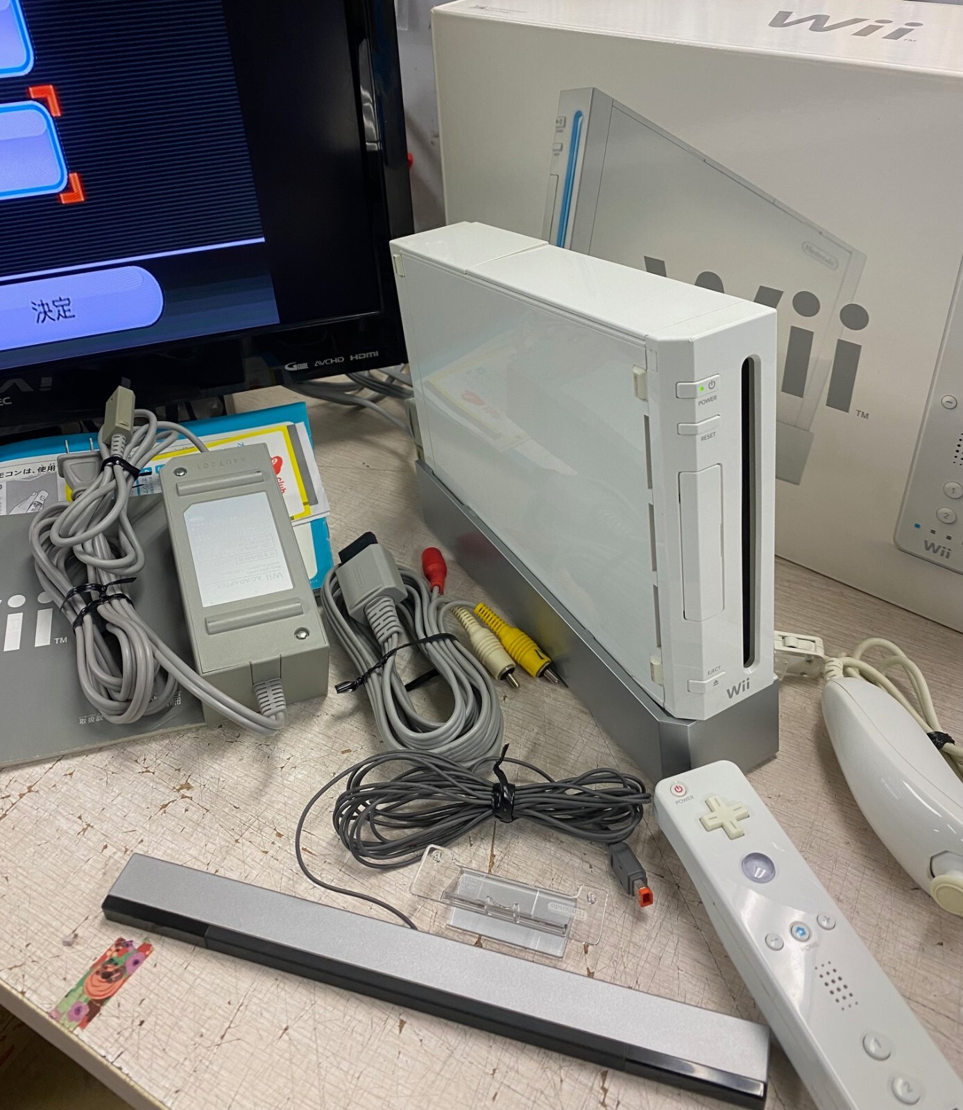 Nintendo Wii console Game System Tested works controllers With box from ...