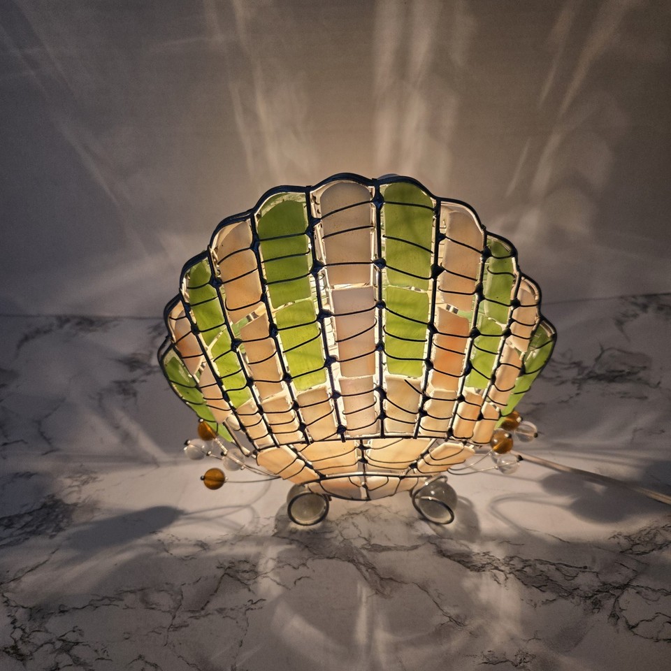 VTG 7" Wired Glass Clamshell Night Light Table Lamp Handmade Chorded | eBay