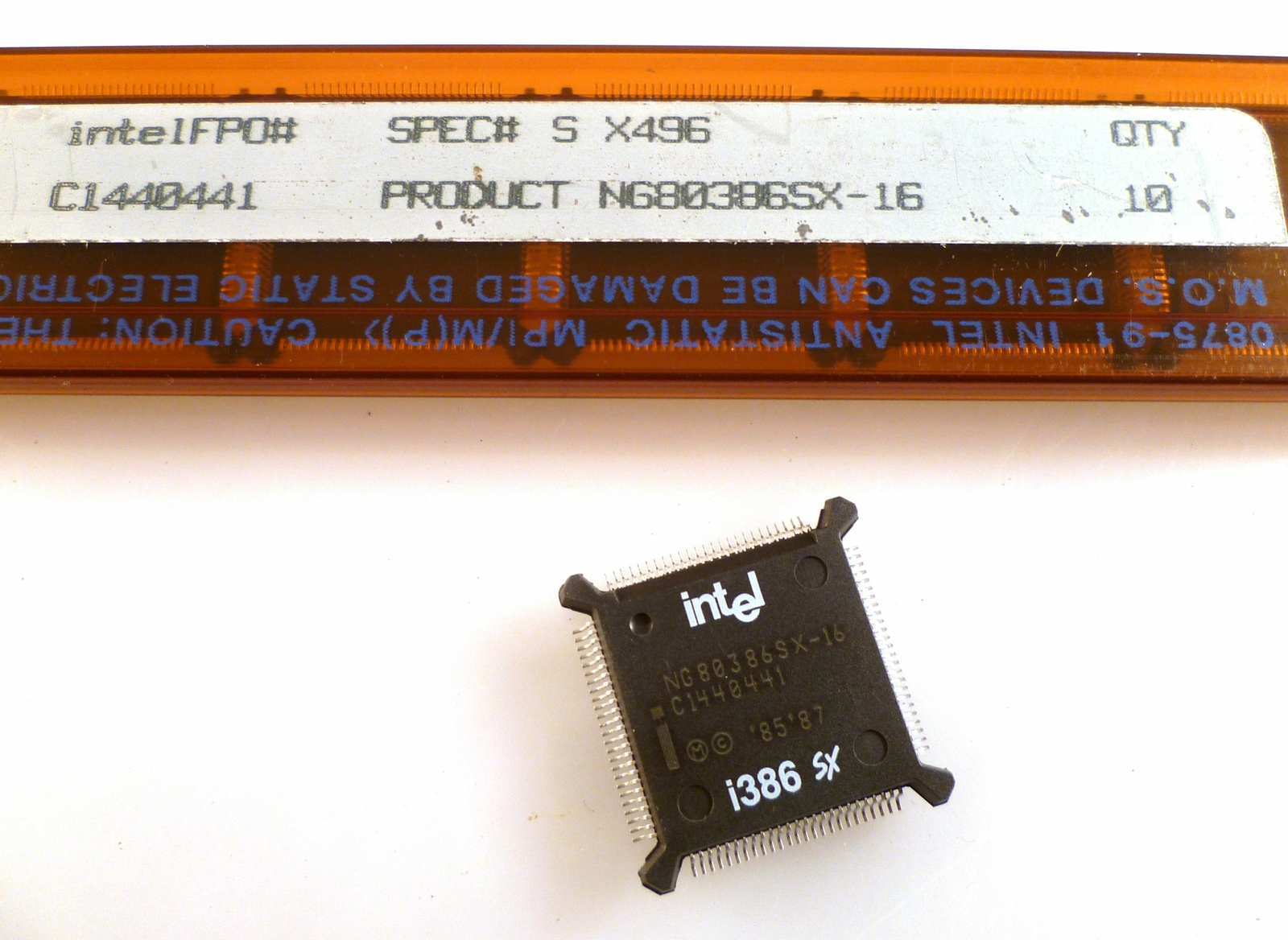 Genuine Intel NG80386SX-16 i386SX 32-Bit 16MHz CMOS Processor PQFP100 ...