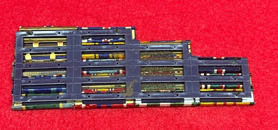 Air Force USAF Ribbon Rack WWII B-17 Wings Flying Cross Vietnam Star ...