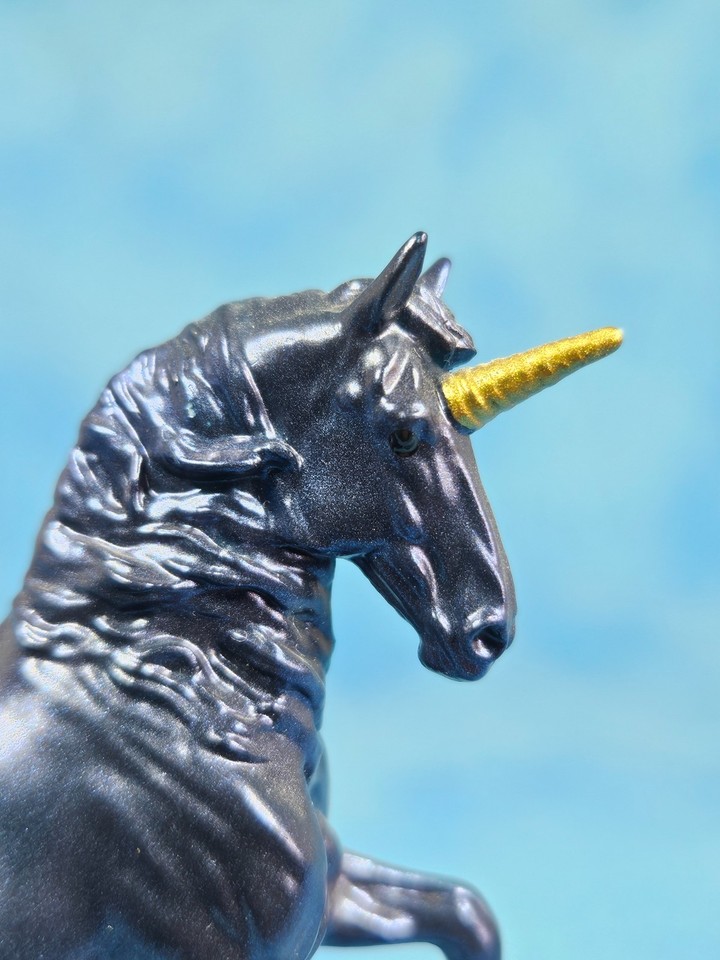 Retired Breyer Horse Stablemate #6217 Unicorn Blind Bag Dark Blue CHASE ...