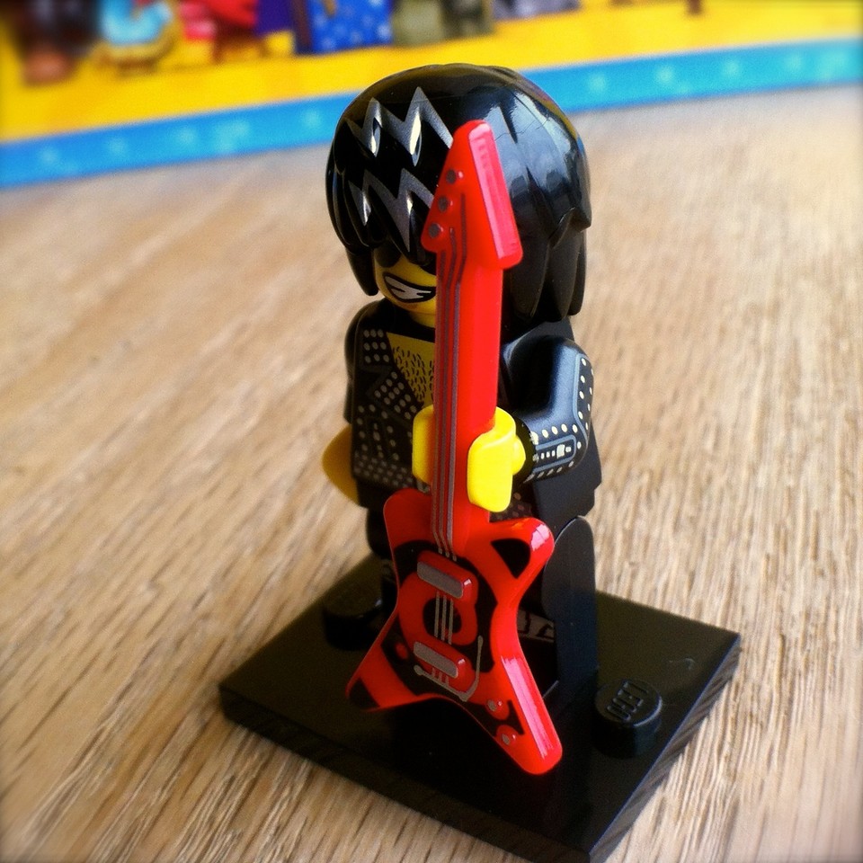 LEGO 71007 Minifigures ROCK STAR Series 12 SEALED NEW Minifigs Guitar ...