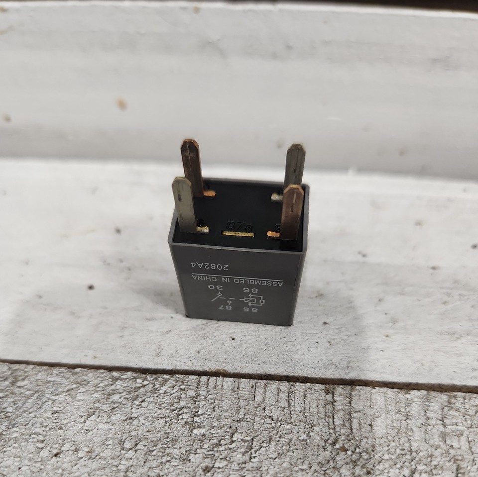 Dodge 68083380AA Accessory Power Relay | eBay UK