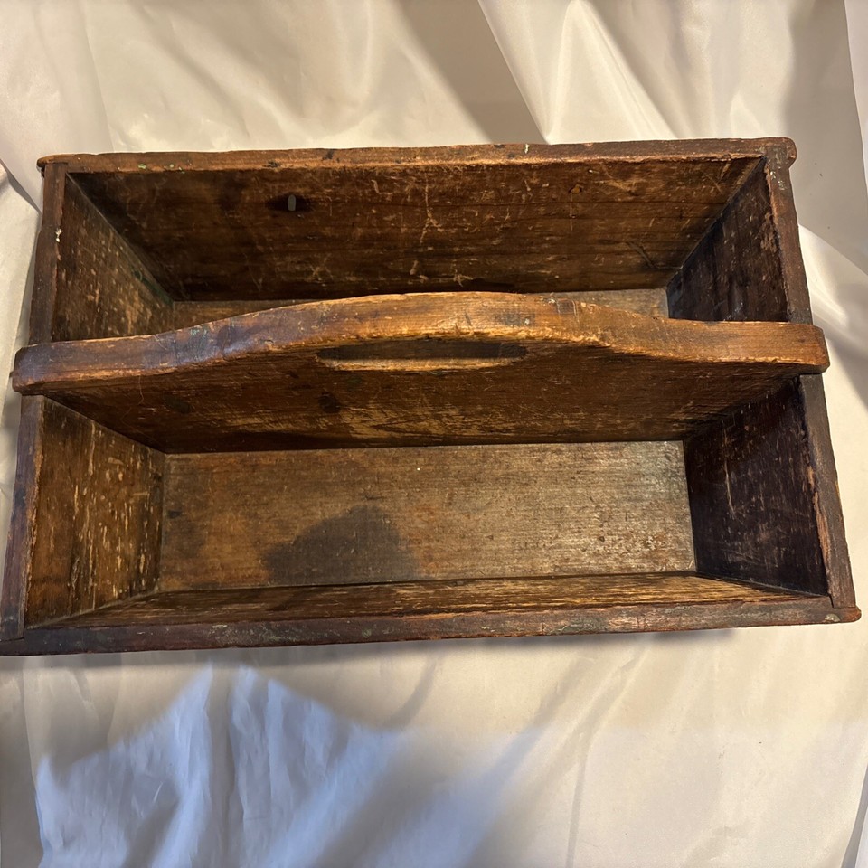 VTG Primitive Farmhouse Wood Caddy Divided Tote Box W/Handle 15" x 9.25 ...