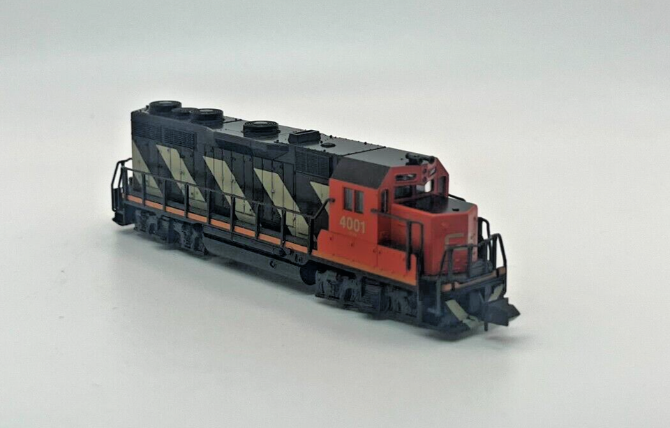 N Scale Atlas EMD GP35 #4638 "Canadian National" Locomotive Road #4001 ...