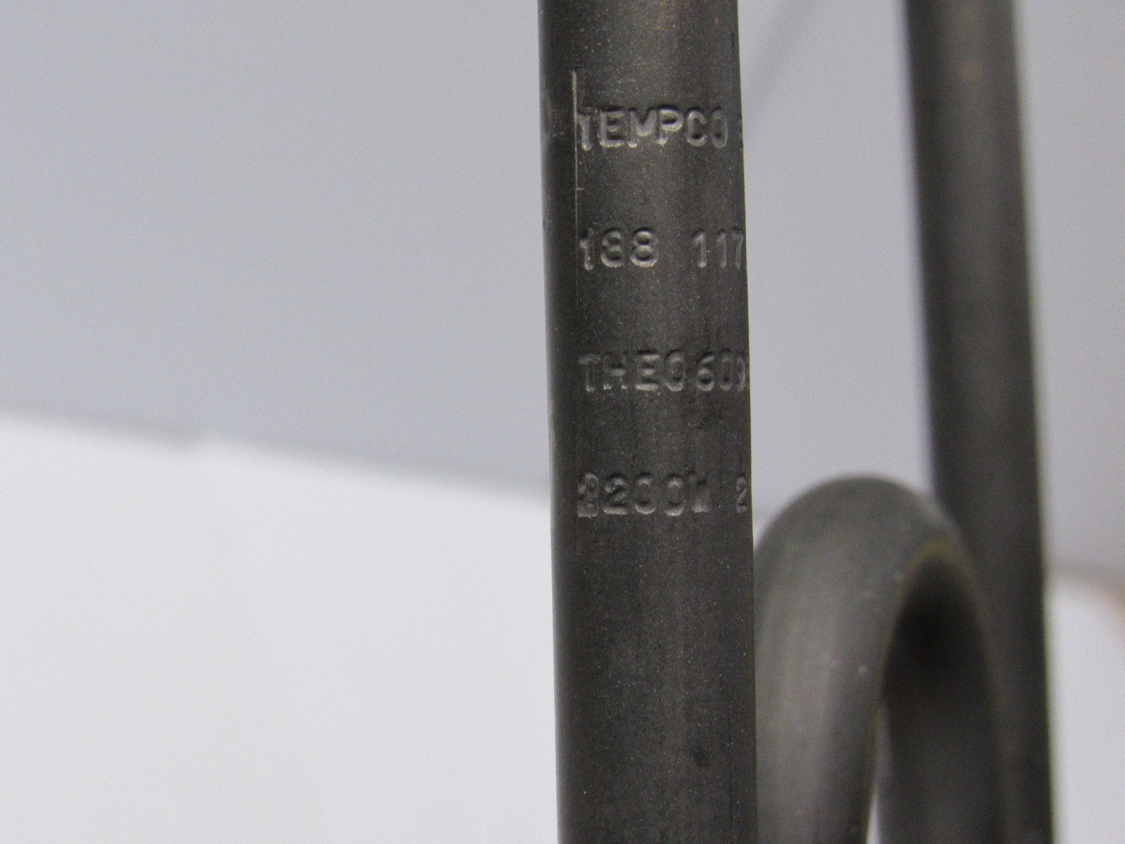 NEW TEMPCO HEATING HEAT ELEMENT 188-117-04 2200W 208V 2200 WATT ...