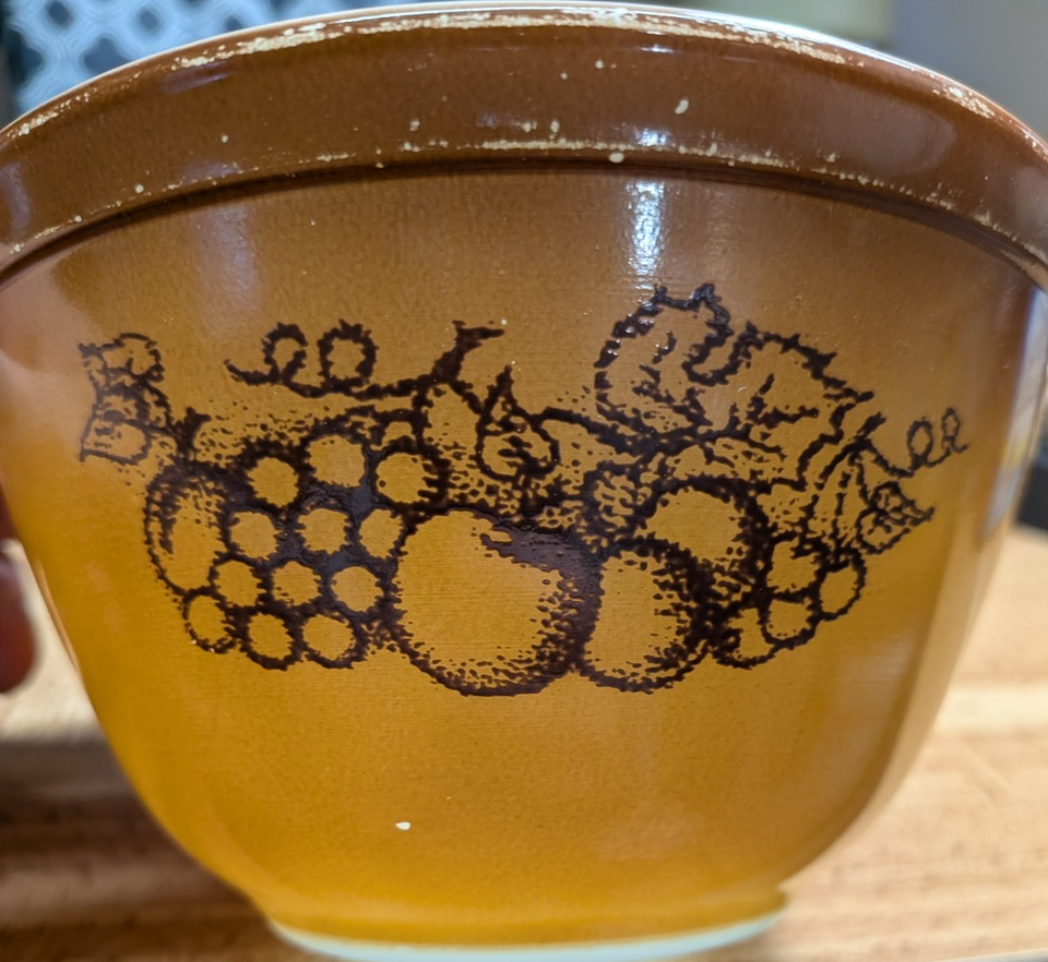 PYREX old orchard mixing bowl vintage model 401 brown 1.5 pints | eBay