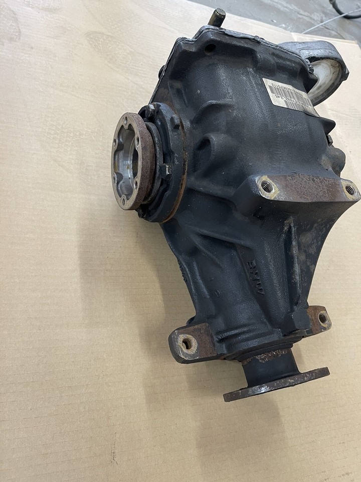 1996-1999 BMW E36 318ti Z3 Rear Axle Differential Carrier Assembly 3.45 ...