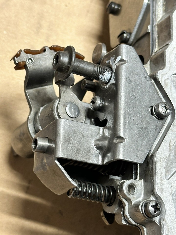 TF6 A904 TF8 A727 VALVE BODY 3743158 3743155 NONE LOCKUP SMALL PORT ...