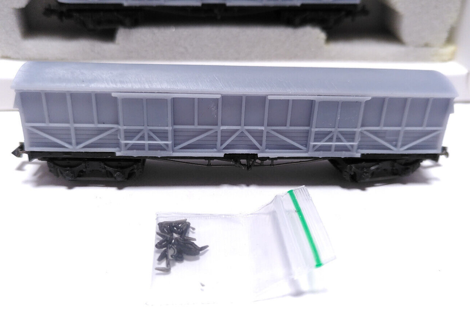 N Gauge GCR/LNER 15T Louvre Bogie Ex Fish Parcels Van Wagon Twin Pack ...