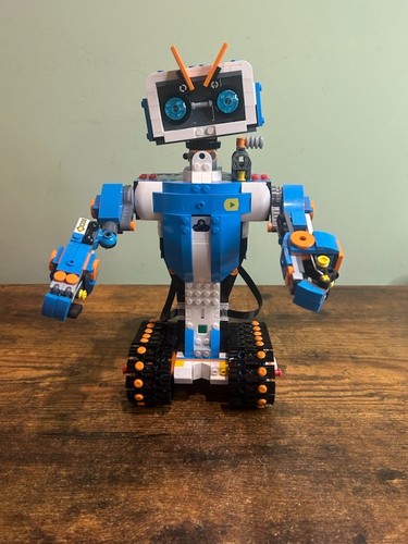 Lego BOOST Creative Toolbox Robot 17101 *Incomplete* See Photos Vernie ...