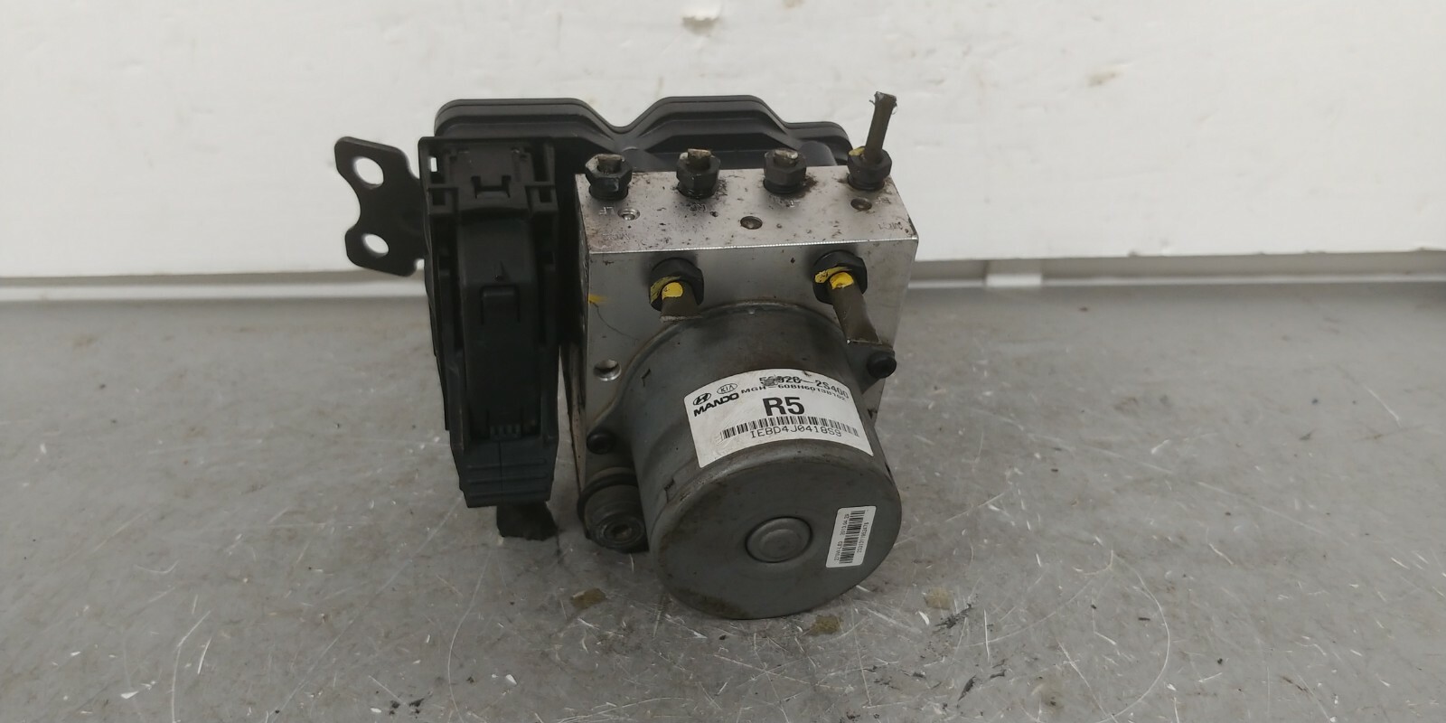 10 11 12 13 Hyundai Tucson ABS Pump Anti Lock Brake Module 2010-2013 ...