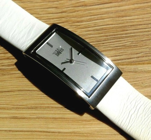 DAVIS WATCH / 1487 / NEW OLD STOCK!!! / RRP~99€ / -50€ OFF!!! | eBay