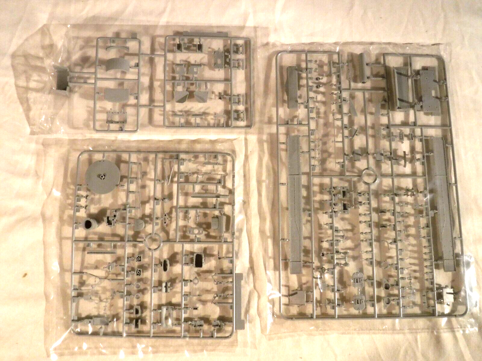 1/35 Dragon Panzer IV Ausf E Vorpanzer Leading Panzer # 6301 Open Boxes ...