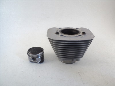 Harley Davidson XL 883 Sportster #8545 Front Cylinder / Barrel / Jug ...