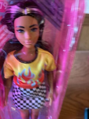 Barbie Curvy Fashionista Doll #179 Highlighted Hair Flame Top ...