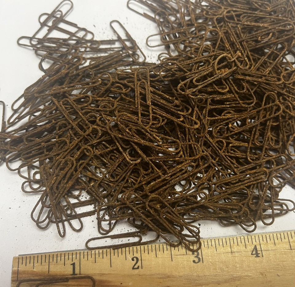 25 VERY RUSTY 1-1/4” Primitive Rusted Rusty Paper Clips Junk Journals ...