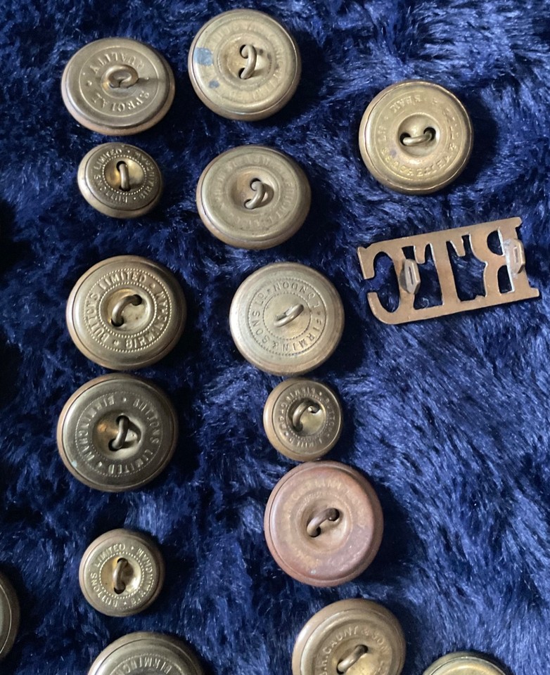 Job Lot British Army WW1 WW2 Buttons Marines Collar Tank Corps REF2 ...