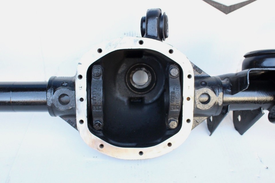 Jeep Dana 30 High Pinion Front Axle Housing XJ Cherokee Comanche TJ ...