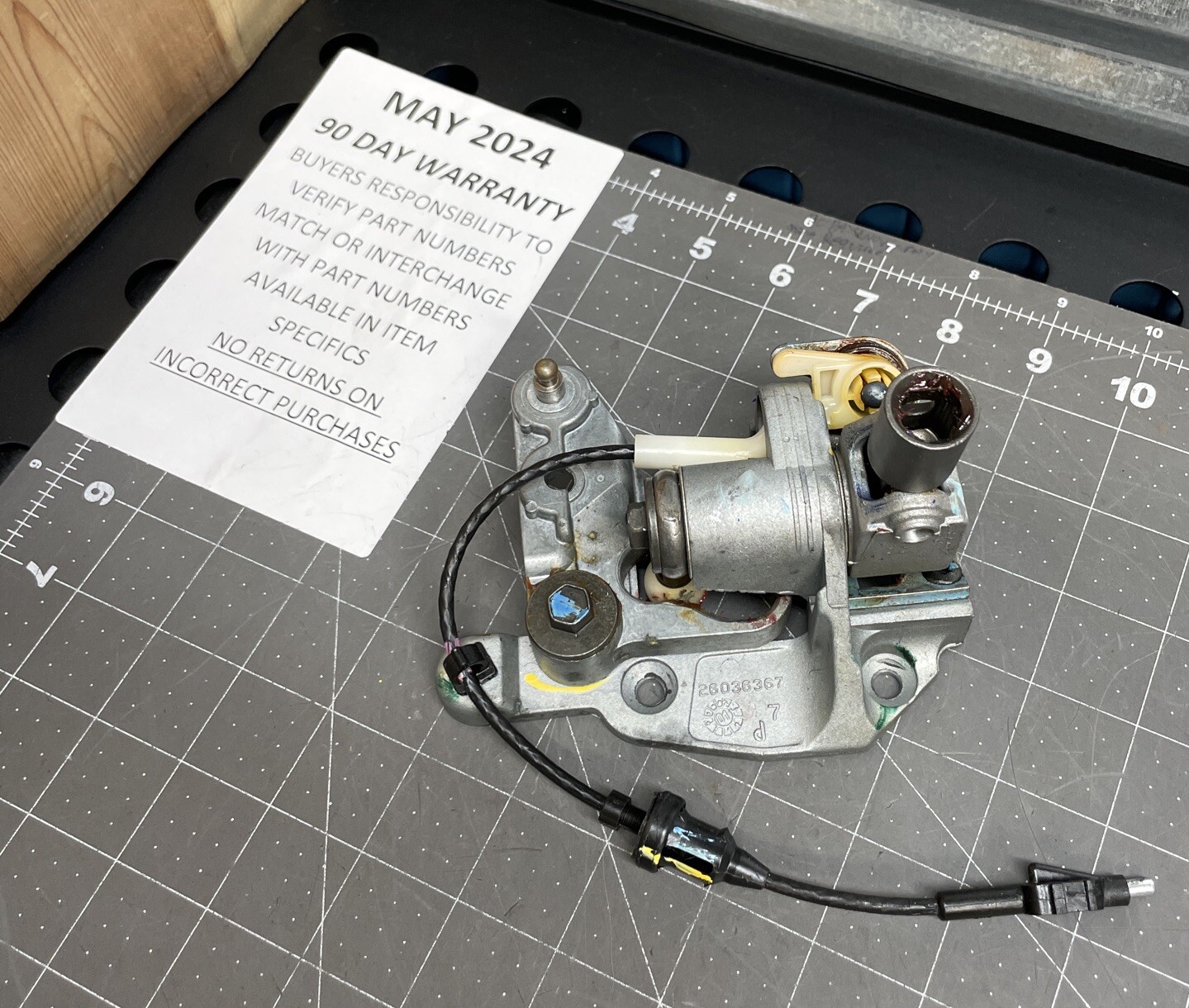 1995 1998 Chevy Tahoe GMC Yukon Steering Column Shift Assembly OEM ...