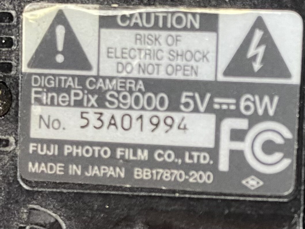 Fujifilm FinePix S Series S9000 / S9500 9.2MP Digital Camera - Black ...