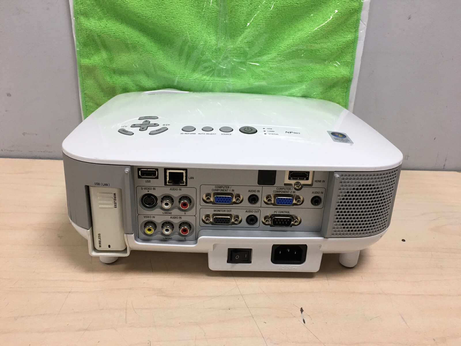 NEC NP905 LCD Projector - No Remote (448 hours) 805736022490 | eBay