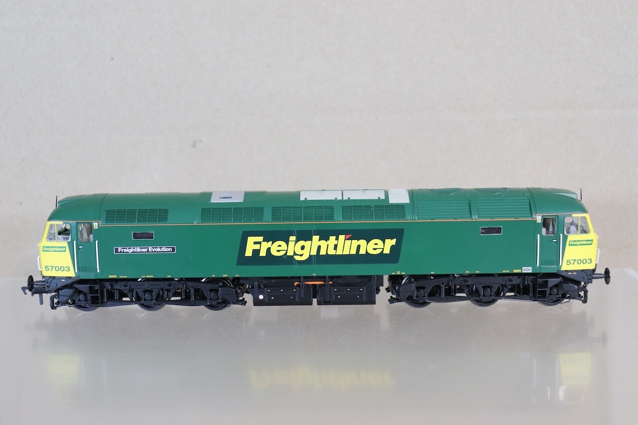 BACHMANN 32-750DS DIGIAL SOUND CLASS 57 LOCO 57003 FREIGHTLINER ...