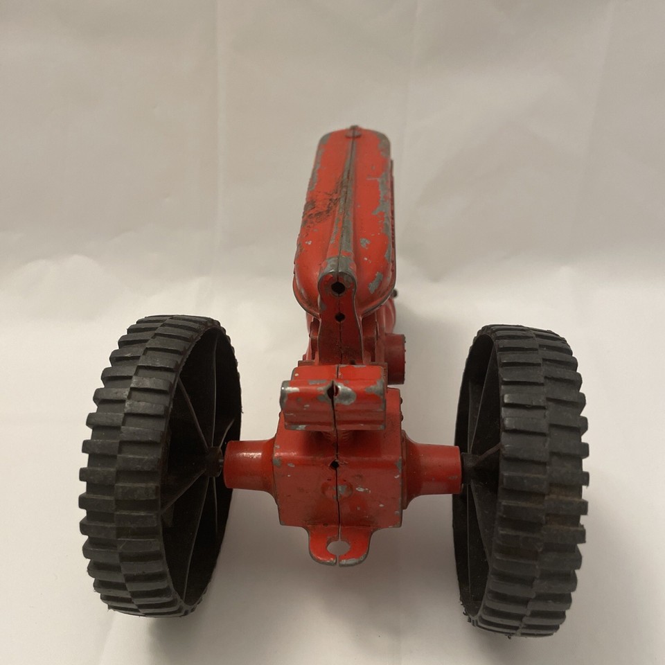 Vintage Red Hubley Jr Diecast Metal Kiddie Toy USA Red Tractor | eBay