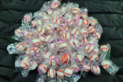 Bob's Sweet Stripes 16oz ~ soft mint Bobs candy peppermint One Pound ...