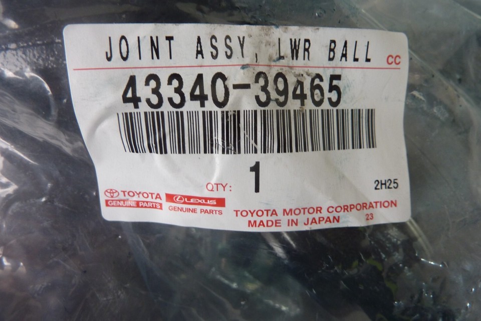 " 在庫限りToyota 43330-39585 43340-39465 4RUNNER Front LH & RH Lower Ball ...