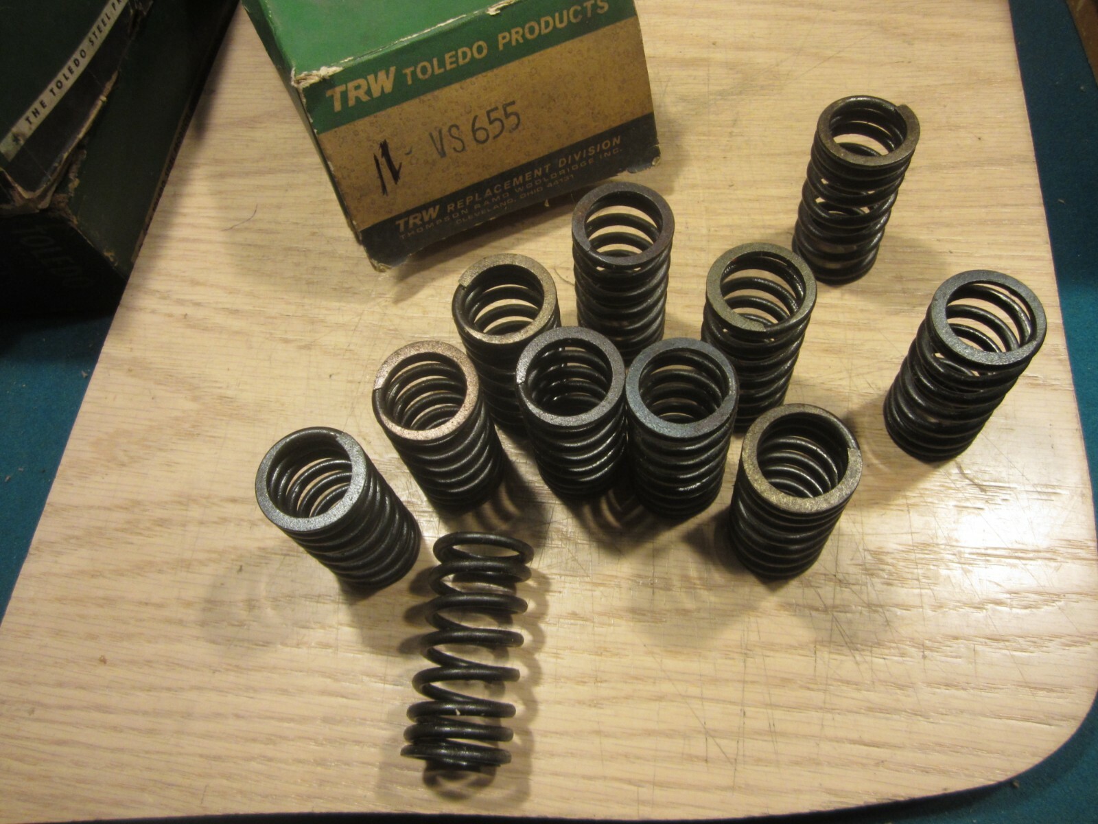 1946 47 48 49 50 51 52 53 54 55 Nash valve springs 11 pcs NORS TRW | eBay