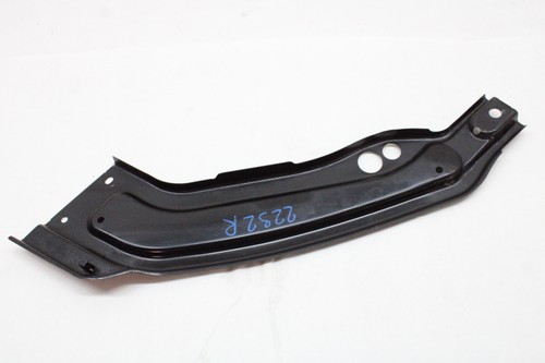 2019 VW PASSAT RIGHT BRACKET MOUNT 561 805 932 C OEM 16 17 18 19 20 | eBay