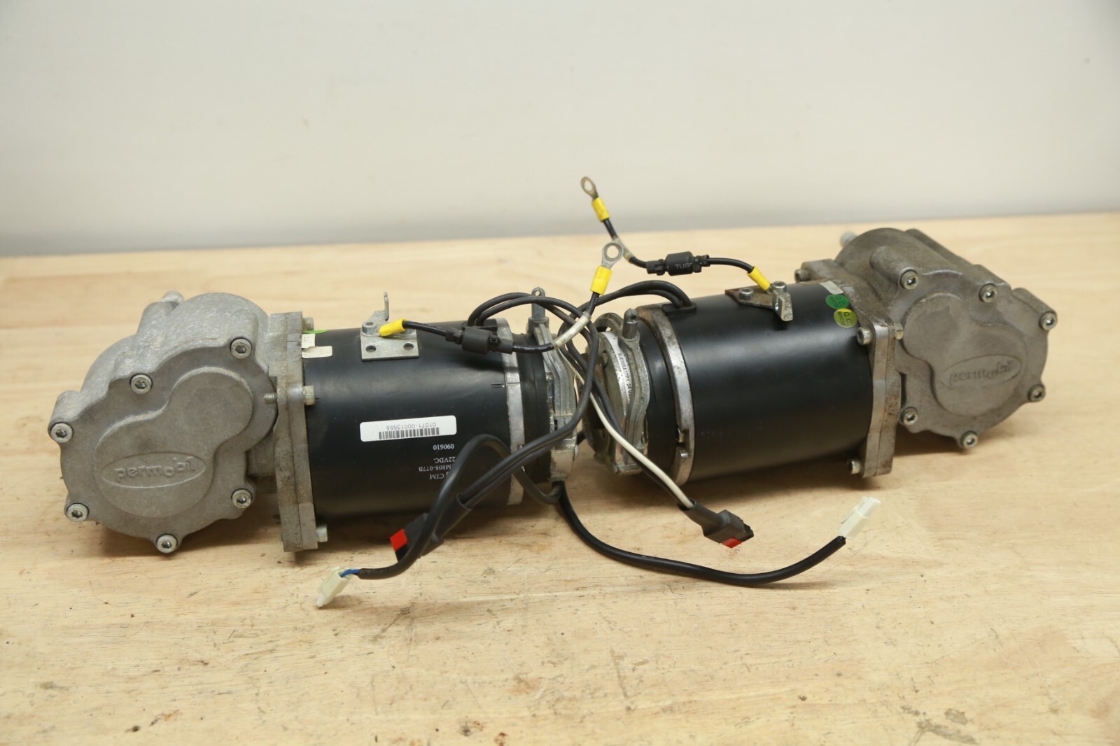Permobil C500 Left Drive Motor Gearbox & Wheel Hub Cm808-077a 22vdc for ...