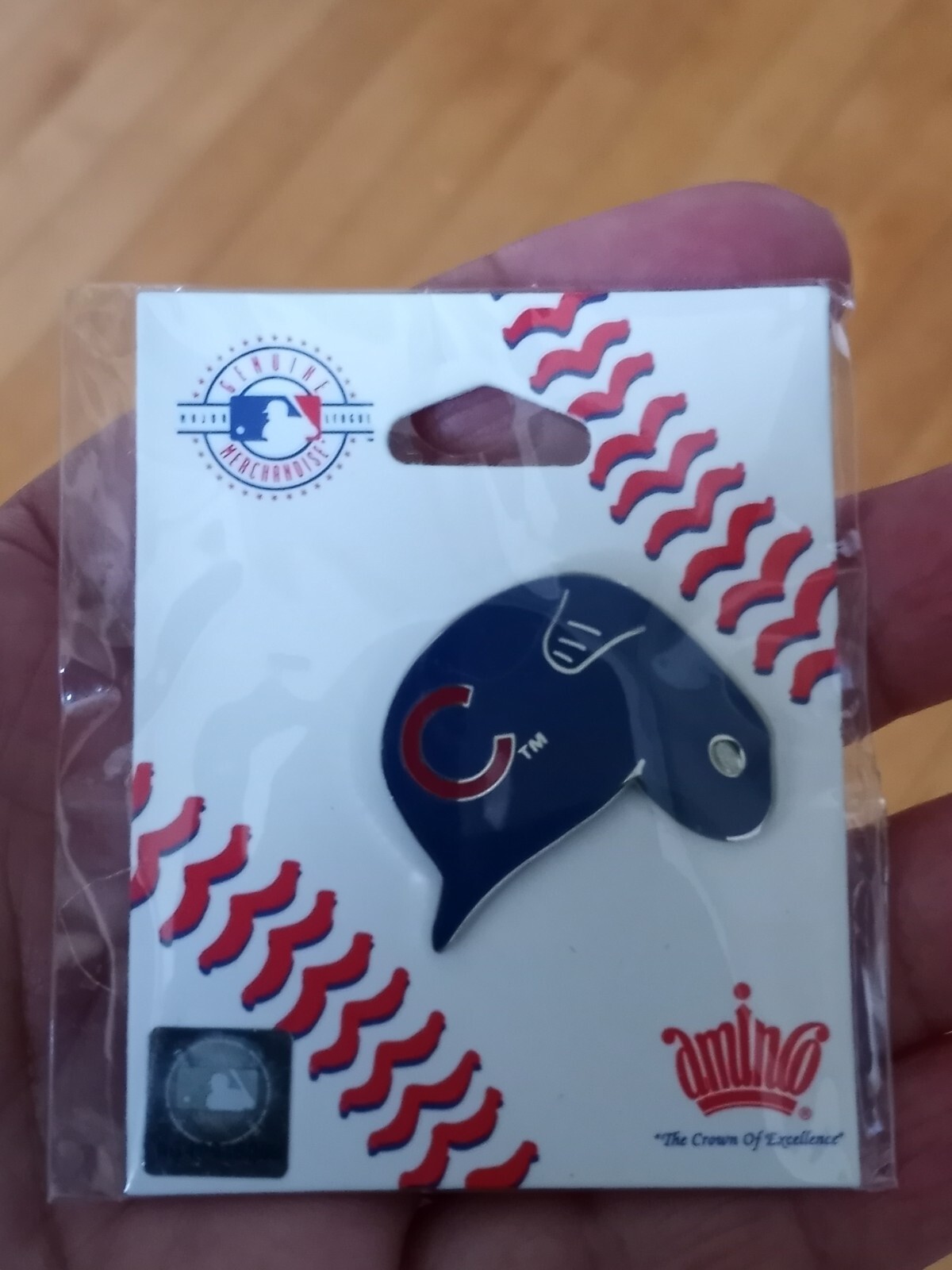 NEW Chicago Cubs Batting Helmet Collectable Pin | eBay