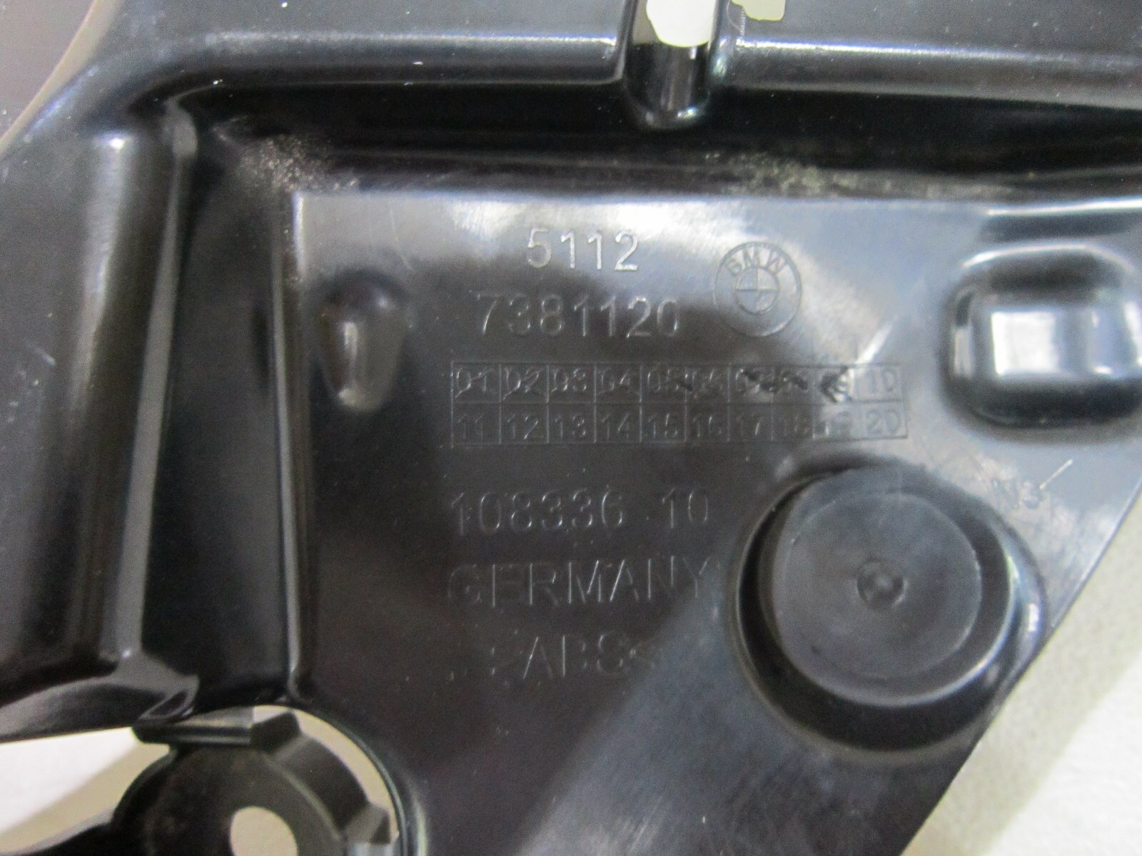 BMW X1 2016 REAR BUMPER CENTER SUPPORT RIGHT OEM 51127381120 | eBay