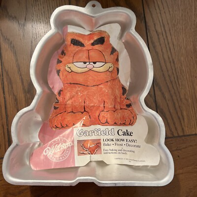 Vintage 1978 Wilton Garfield Cake Pan Insert w/instructions 502-9403 | eBay