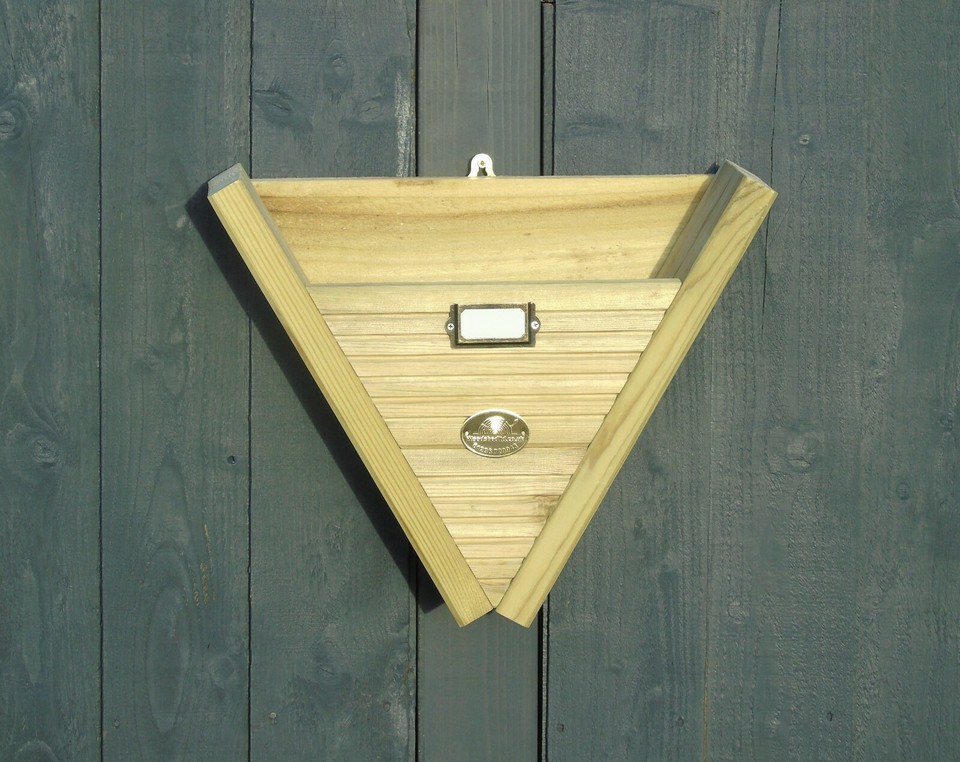 Hanging Basket Herb Treated Planters Pots Triangle Boxes Vertical ...