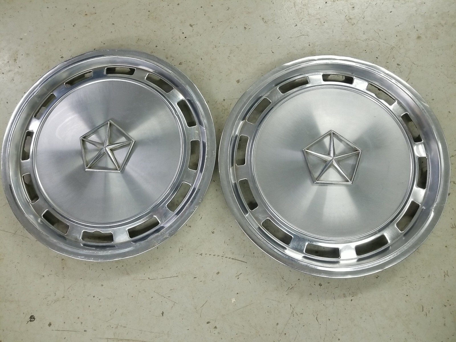 *Set of 2* Vintage 1985-1987 Dodge Caravan Wheel Covers Hubcaps USED | eBay
