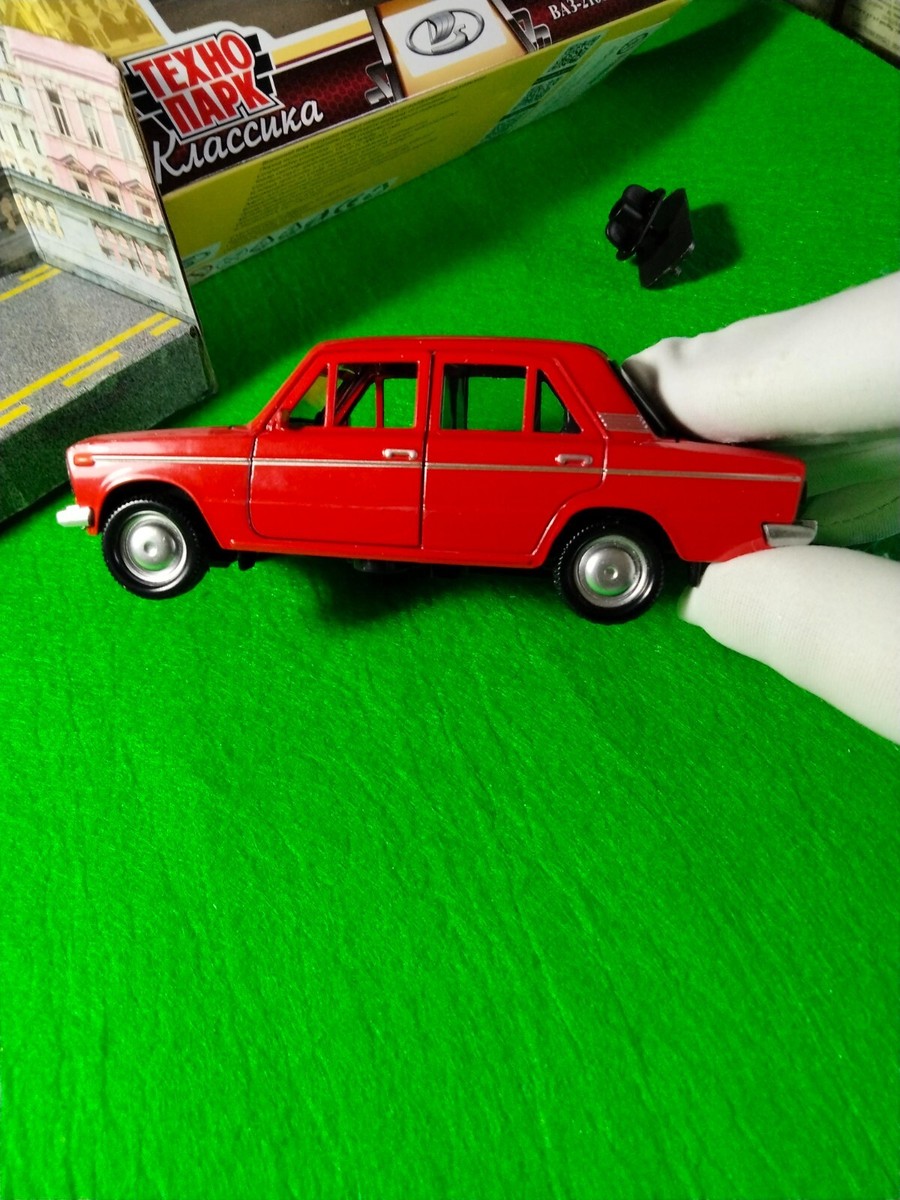 Vaz 2106 Zhiguli Lada 1600 Soviet Sedan 1975 Year 143 Scale Diecast