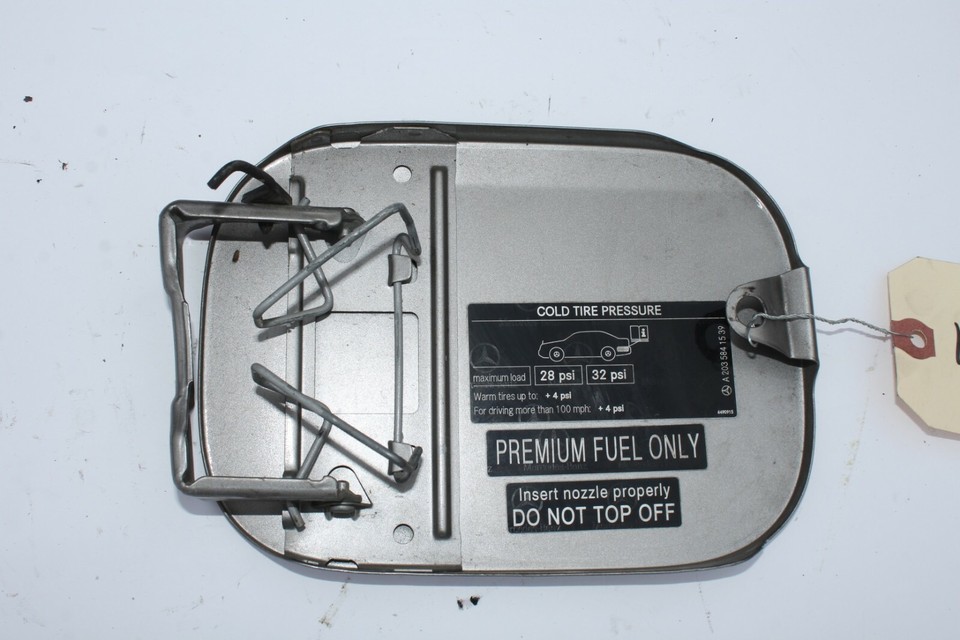 2002-2005 MERCEDES-BENZ C230 COUPE FUEL GAS TANK LID K8442 | eBay