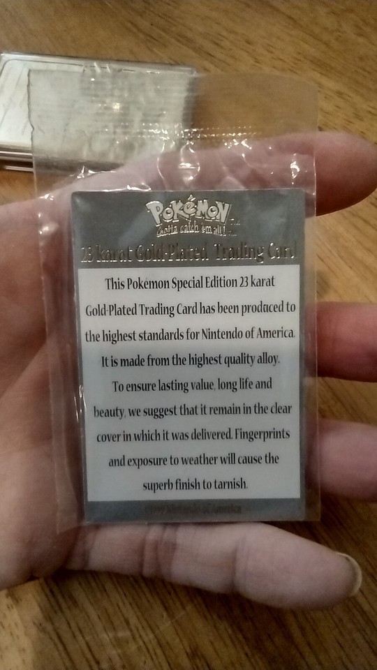 23K Gold Plated CHARIZARD Trading Card 1999 Burger King Pokemon Ball ...