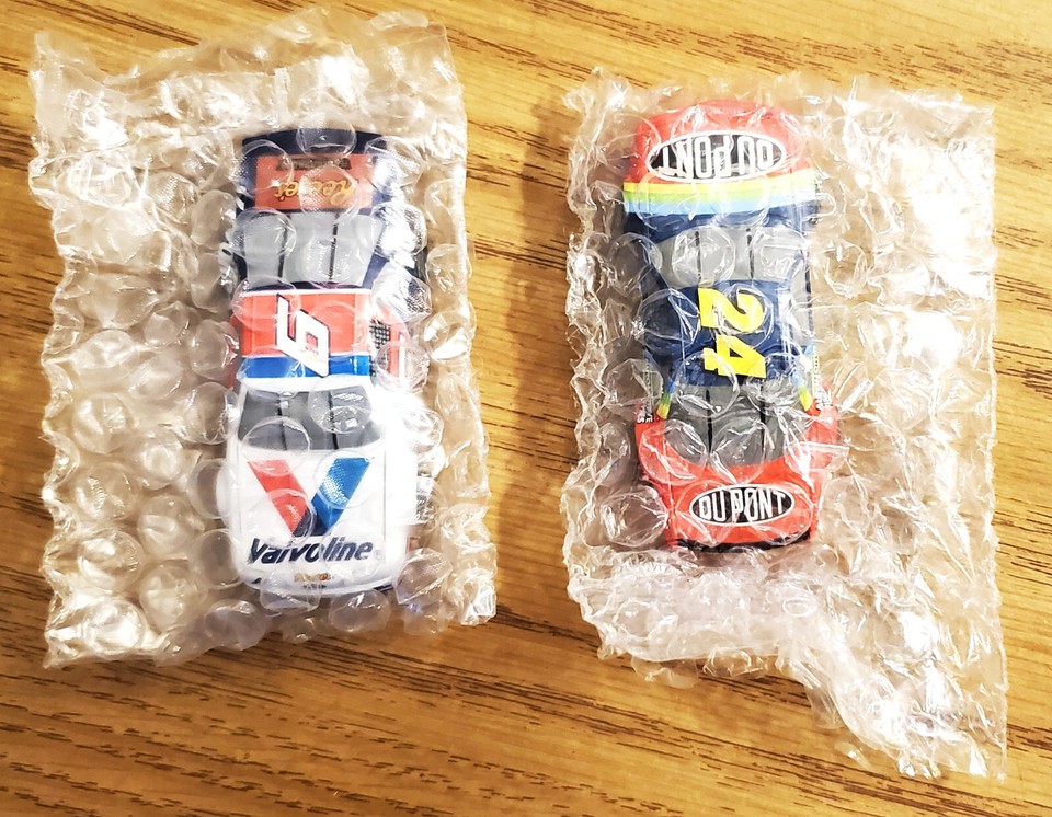 LIFE-LIKE RACING NASCAR 500 SLOT CAR SET #9528 - HO Scale 1995 -2 CARS ...