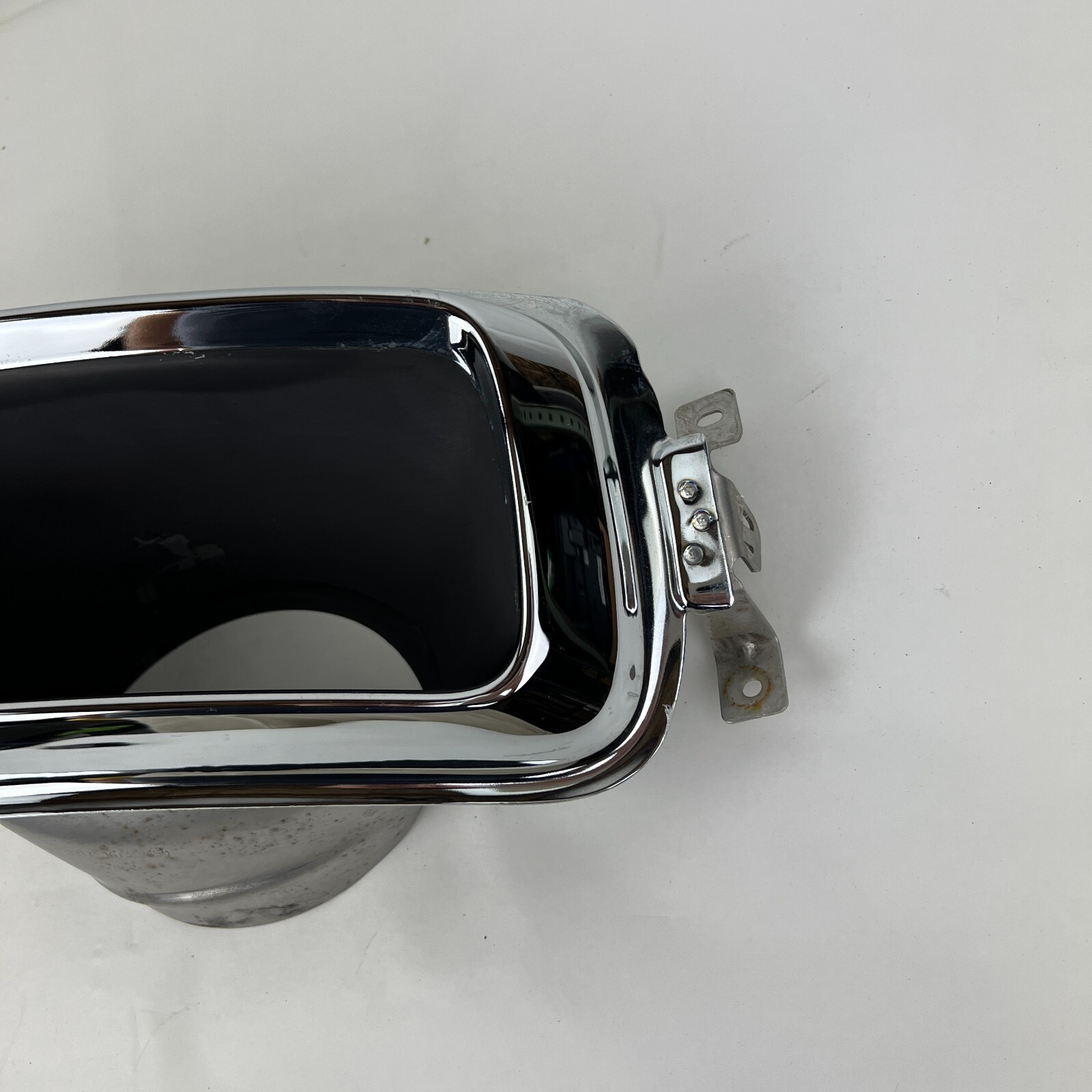 OEM 2013 - 2017 Buick Enclave Rear Right RH Exhaust Tip Tail Pipe Bezel ...