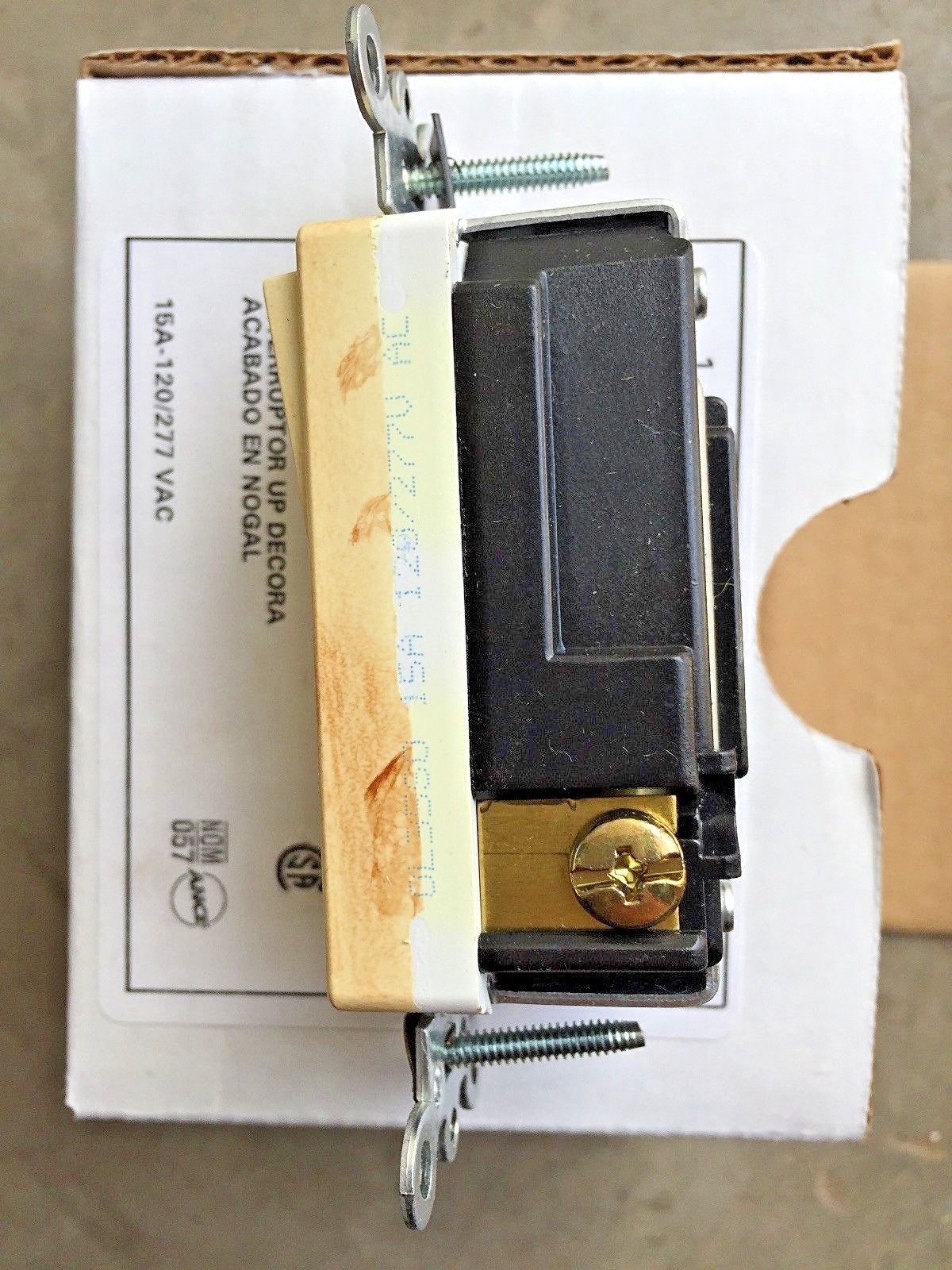 (K) Leviton Decora SP Switch D5691-OAK | eBay