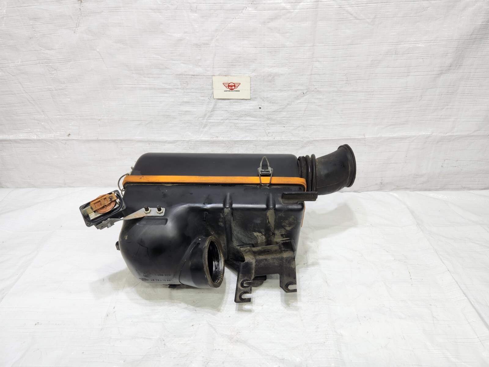 1982 - 1993 BMW 325E E30 E28 Air Intake Filter Housing Assemby OEM ...