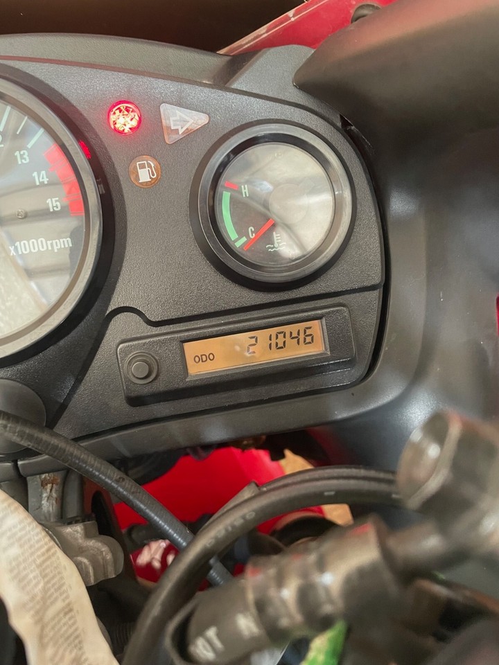 Genuine Honda CBR600F4 Front Fender,Red R157 99-00 | 61100-MBW-670ZD | eBay